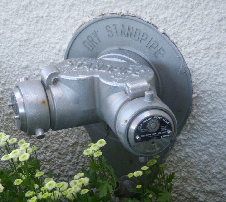 When are fire protection standpipes required to be installed in ...