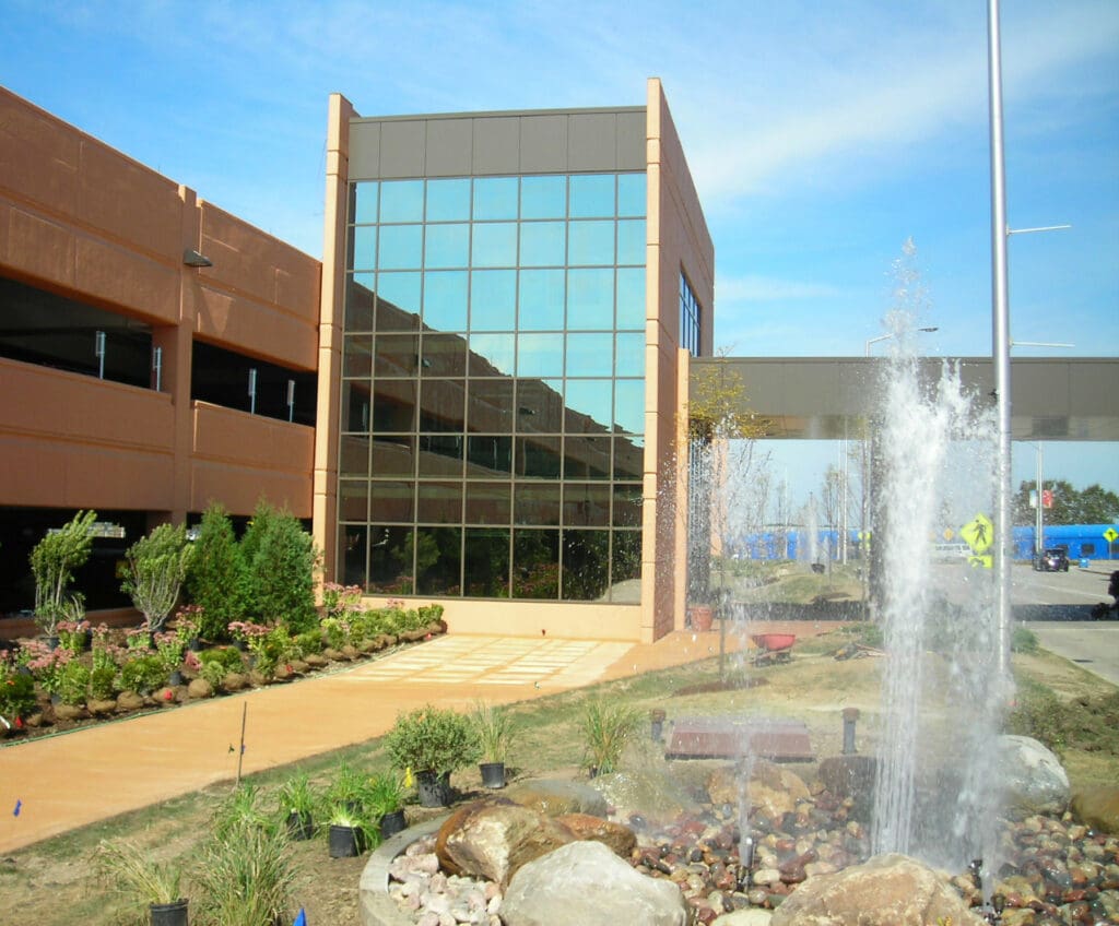 Dayton International Airport Parking Structure - WGI