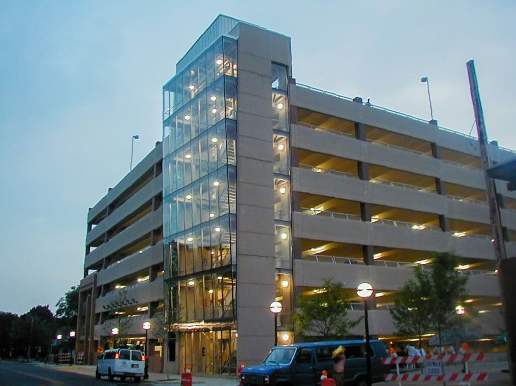 Forest Avenue Parking Structure - WGI